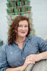 Amanda Uhle | Official Publisher Page | Simon & Schuster