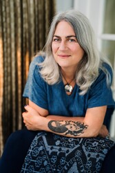 Hot Desk | Book by Laura Dickerman | Official Publisher Page | Simon ...