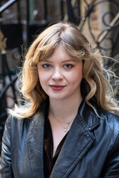 Be the Bombshell | Book by Rebecca Jennings | Official Publisher Page ...