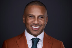 Chris Robinson | Official Publisher Page | Simon & Schuster