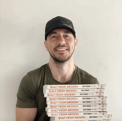 Scott Hogan | Official Publisher Page | Simon & Schuster