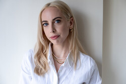 Caroline Goldstein | Official Publisher Page | Simon & Schuster