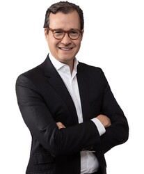 Nick Leung | Official Publisher Page | Simon & Schuster