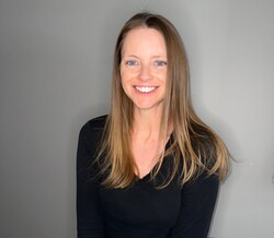Chelsea Curto | Official Publisher Page | Simon & Schuster