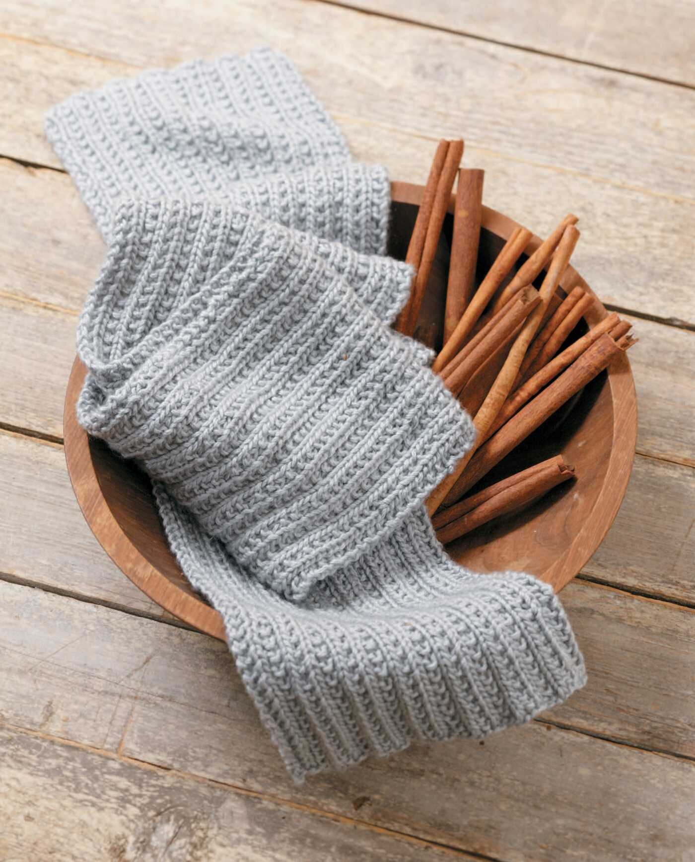 Simple Scarves Made with the Knook | Book by Margaret Wilson | Official ...