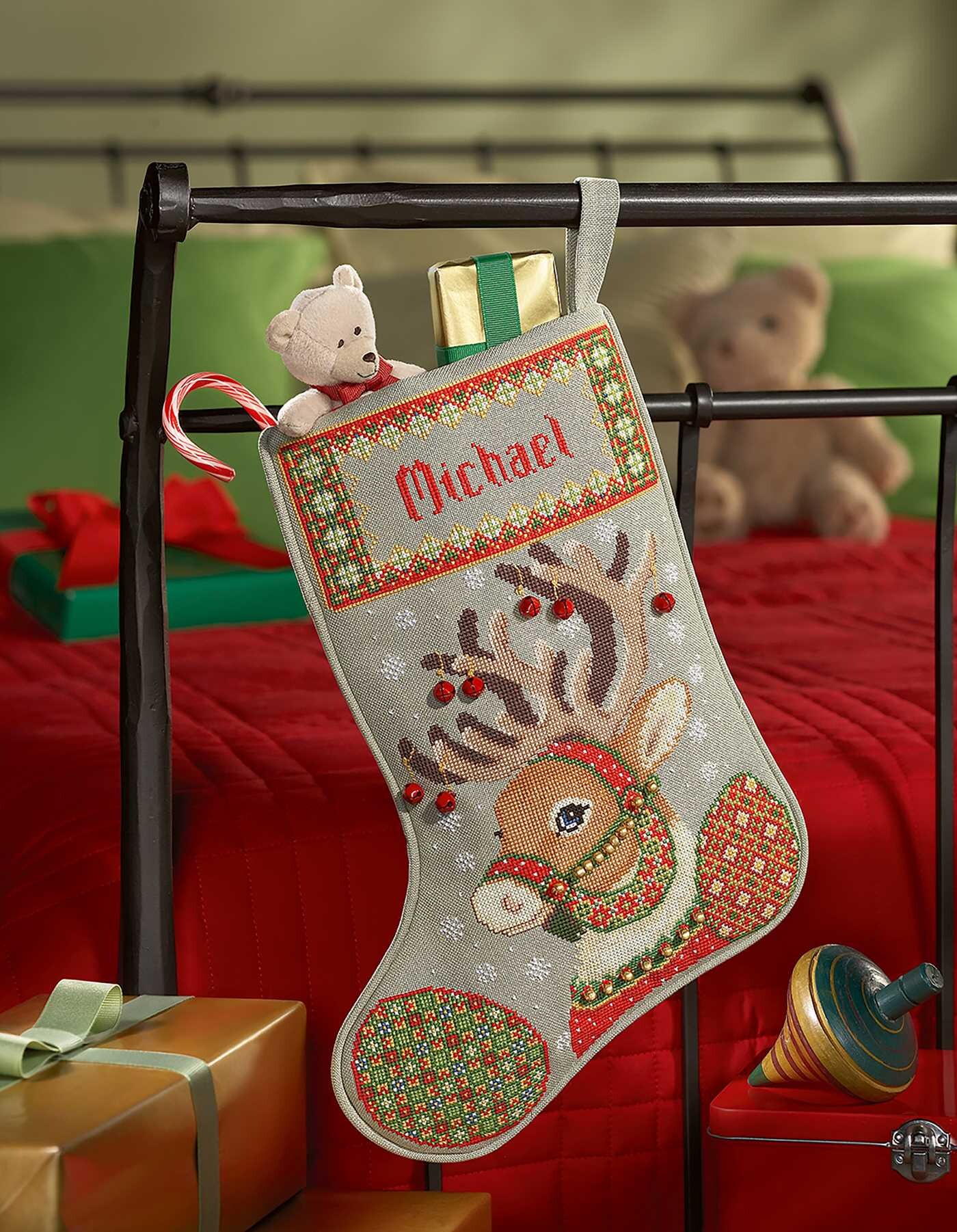 Christmas Stockings | Book by Leisure Arts | Official Publisher Page ...