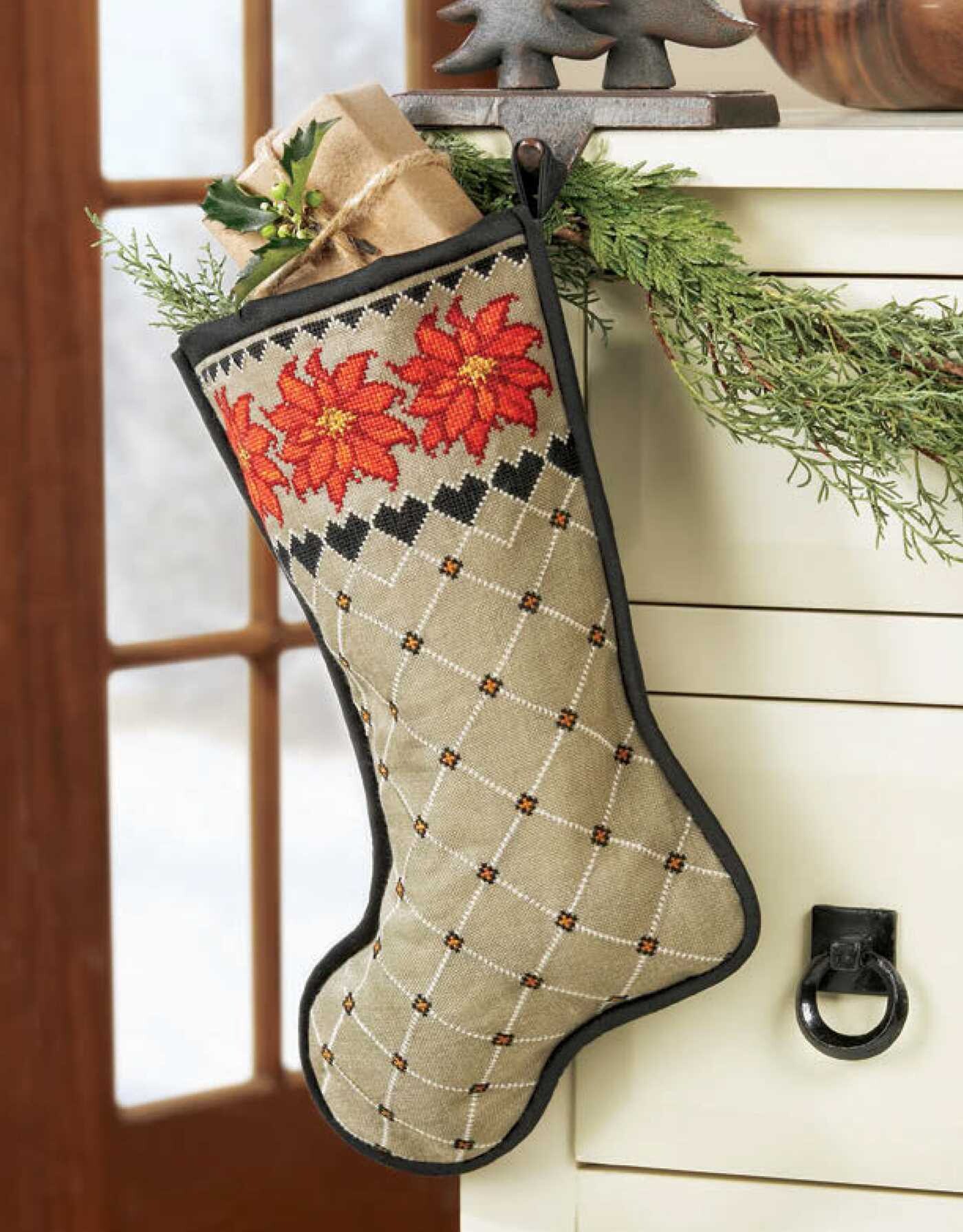 Christmas Stockings | Book by Leisure Arts | Official Publisher Page ...