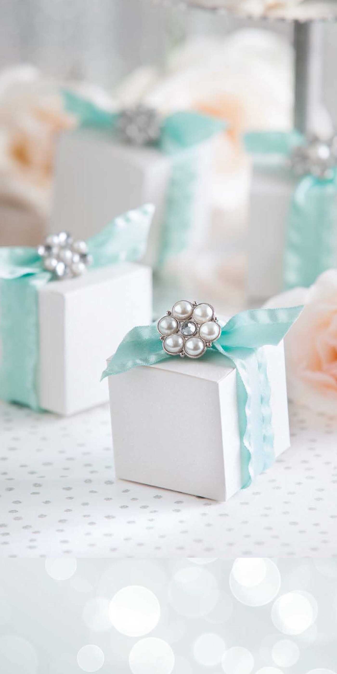 Glam Wedding Favors | Book by Leisure Arts | Official Publisher Page ...