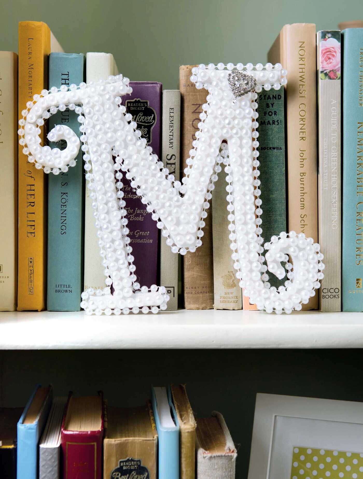 Initial It!—15 Projects using simple techniques to embellish wood ...