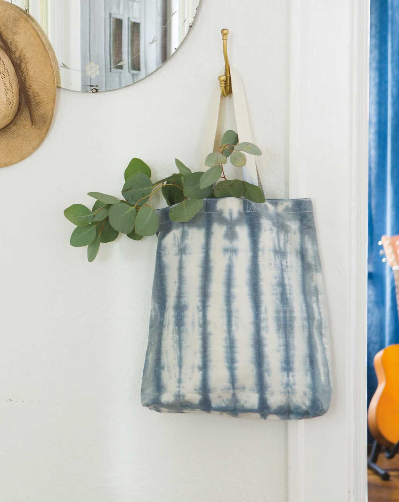 Shibori, Ice & Dip Dyeing | Book by Lauren Binci | Official Publisher ...