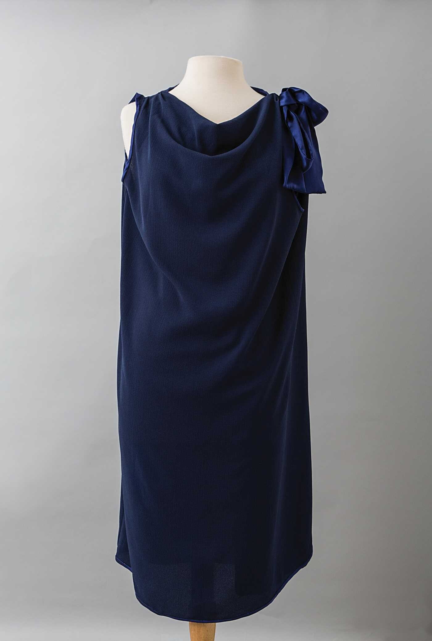 SEW...The Garment-Making Book of Knowledge | Book by Barbara Emodi ...