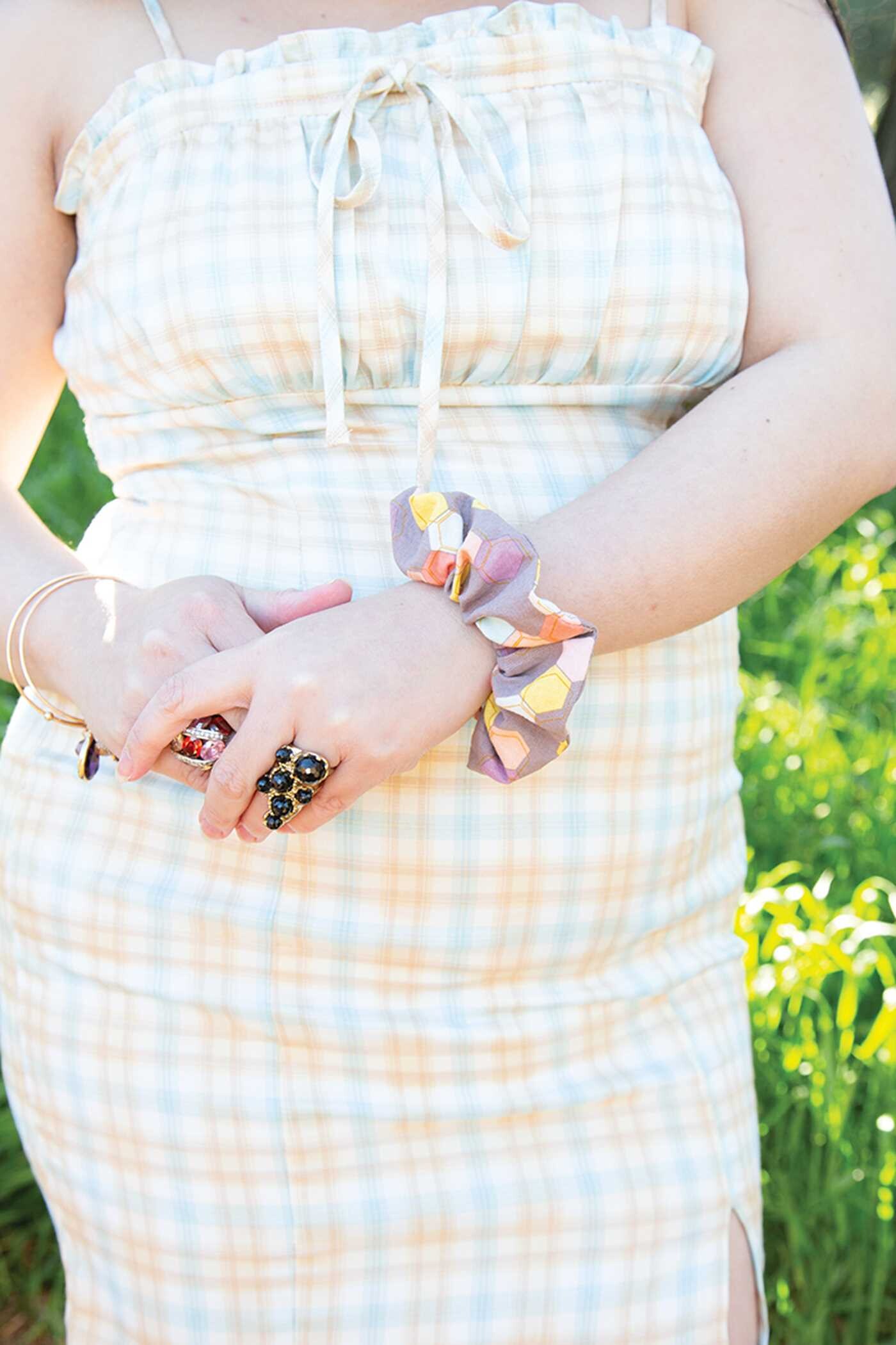 Professor Pincushion's Beginner Guide to Sewing | Book by Tova Opatrny ...