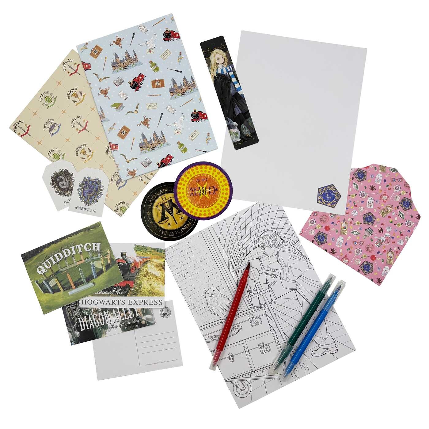 Paper Magic: Harry Potter Hogwarts - Book Summary & Video | Official ...